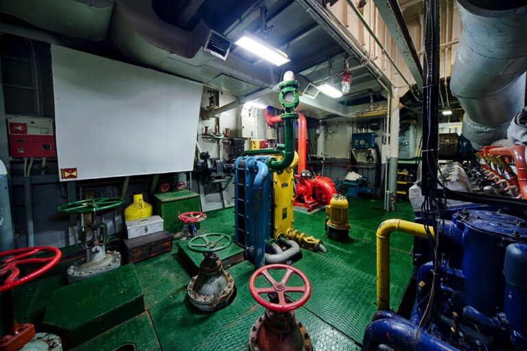 services – Alfolkmarine